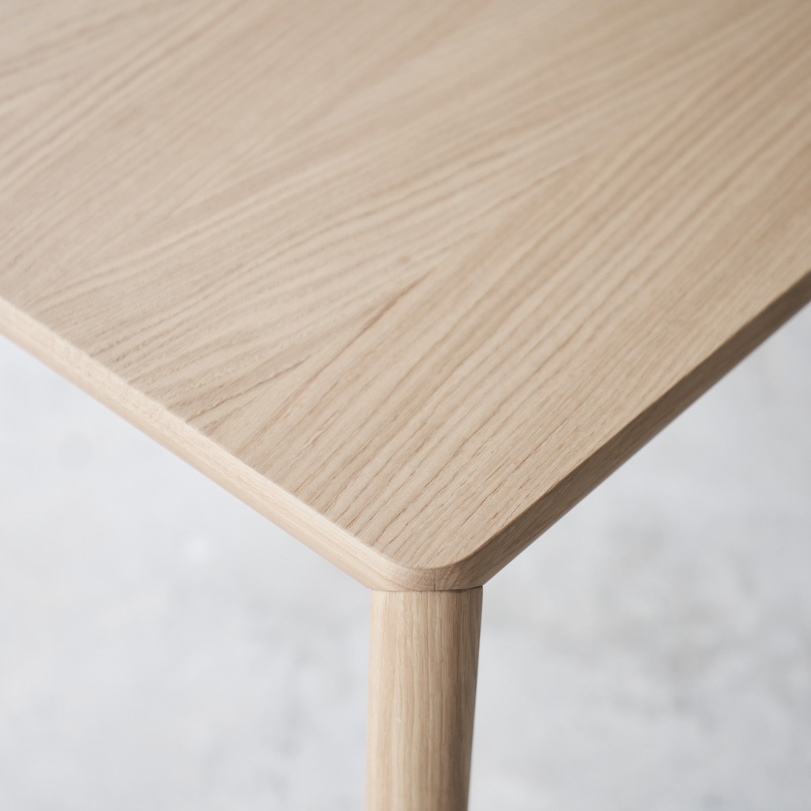 Air Dining Table | Oak – Originals Furniture