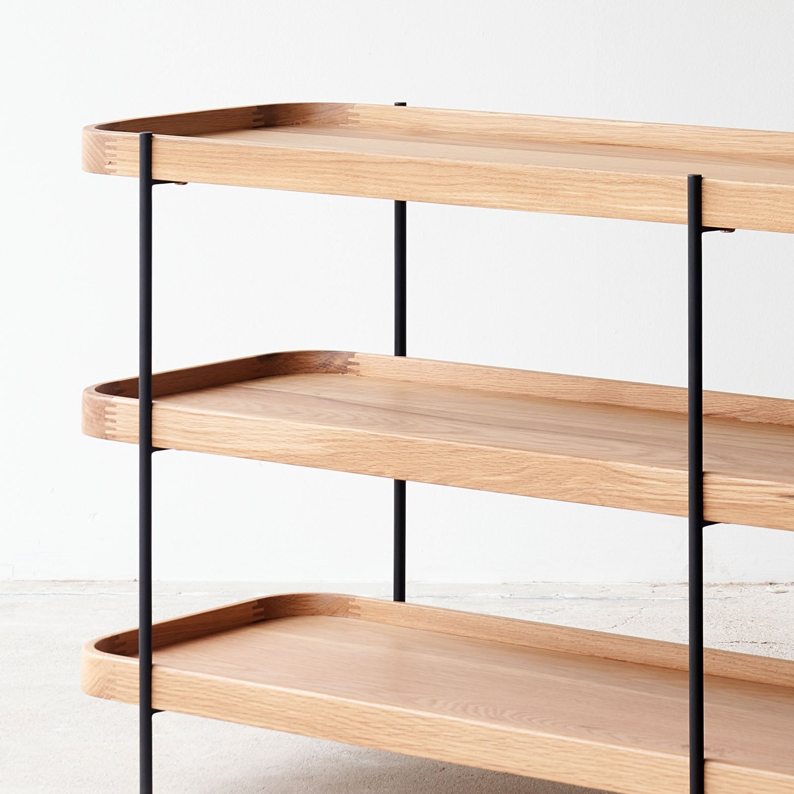 Humla Low Rack | Oak – Originals Furniture