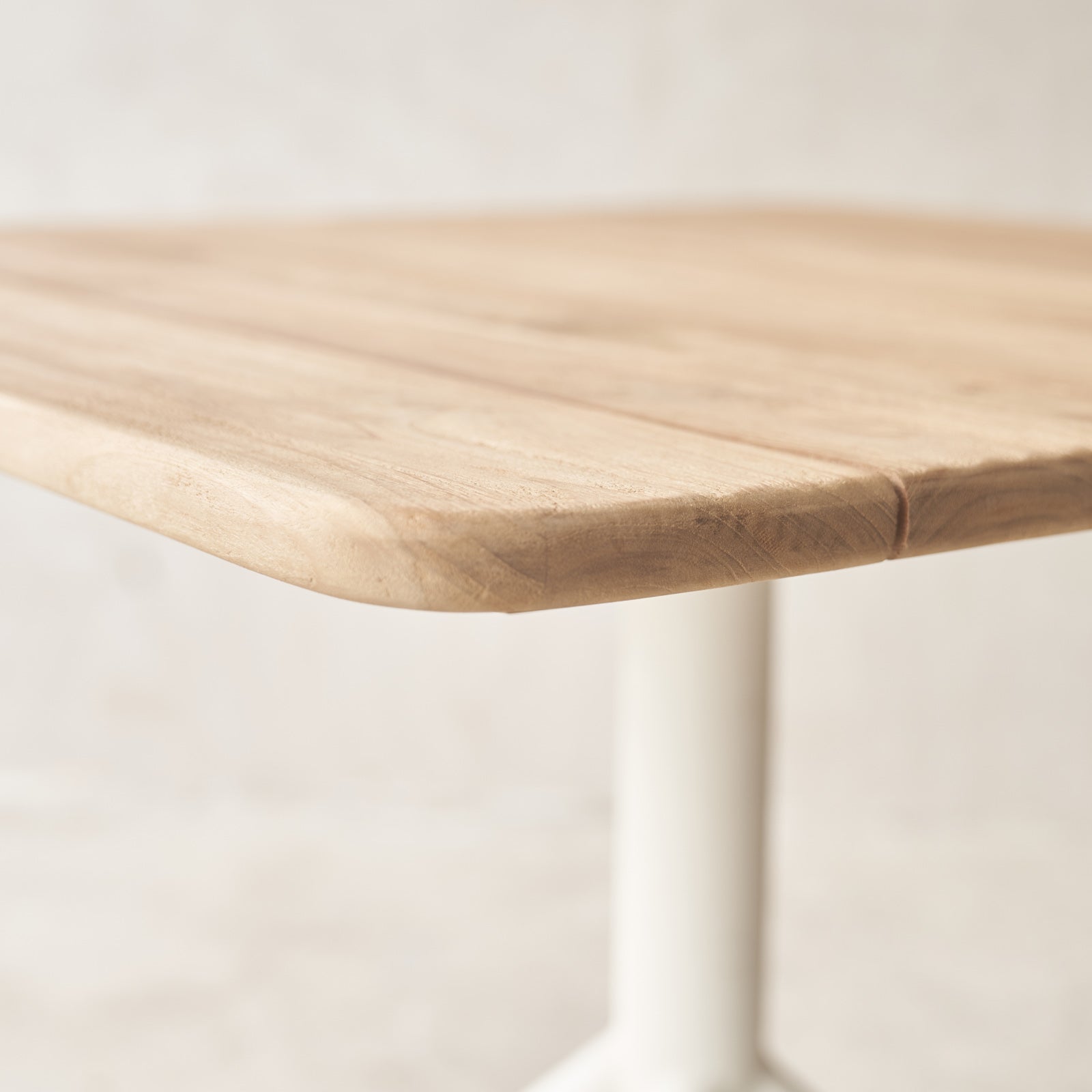 Arioso Teak Outdoor Bistro Table | White Base – Originals Furniture